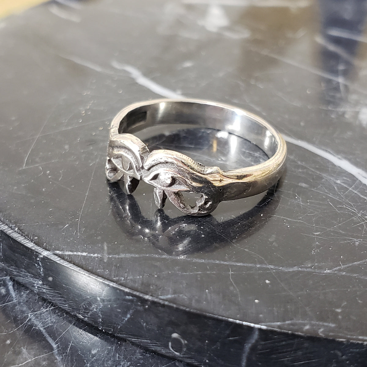 Egyptian Eye of Horus/ Eye of Ra Ring- Made in Egypt – Discoveries ...